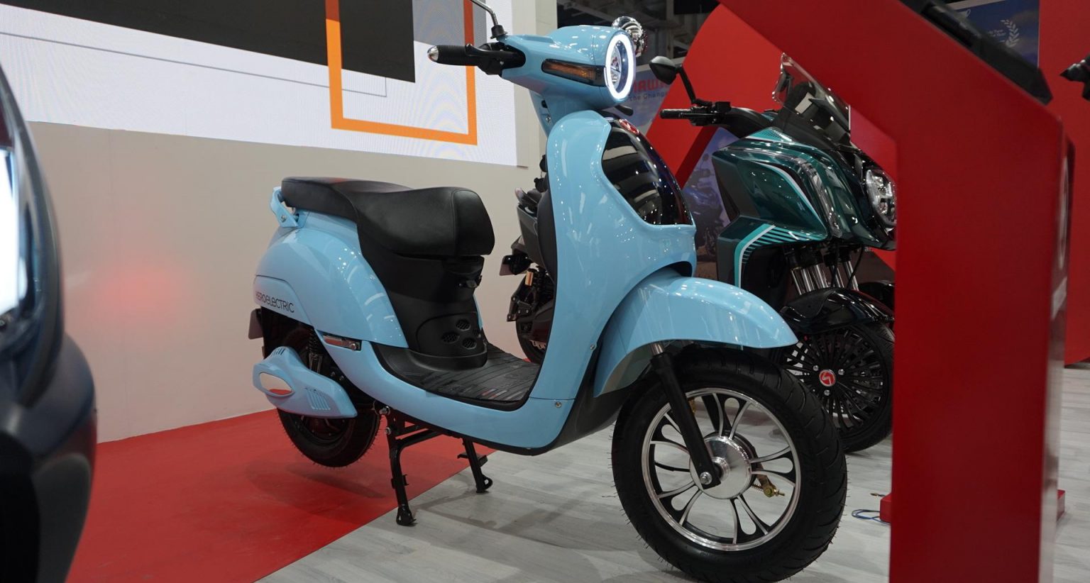 1. Hero Electric AE – 8